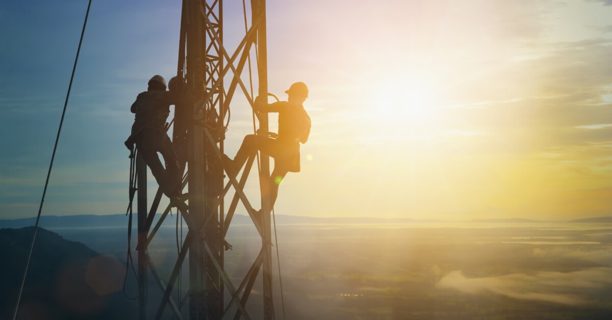 Electric grid reliability at elevated risk, new report warns ...