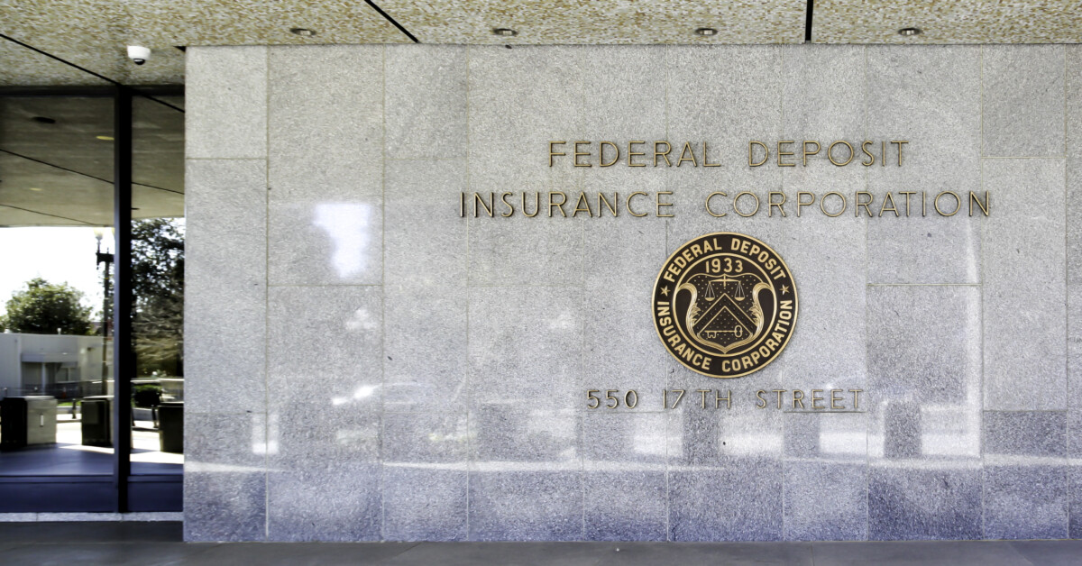 Congress keeps propping government-backed deposit insurance up, risk ...